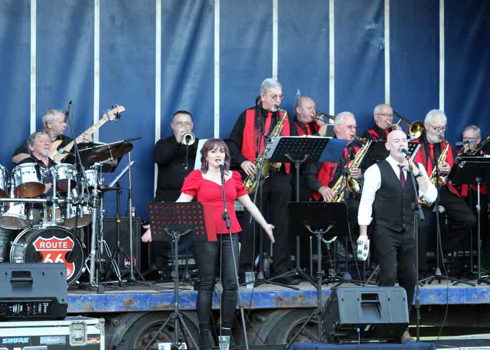 Photo Gallery – Route 66 Big Band